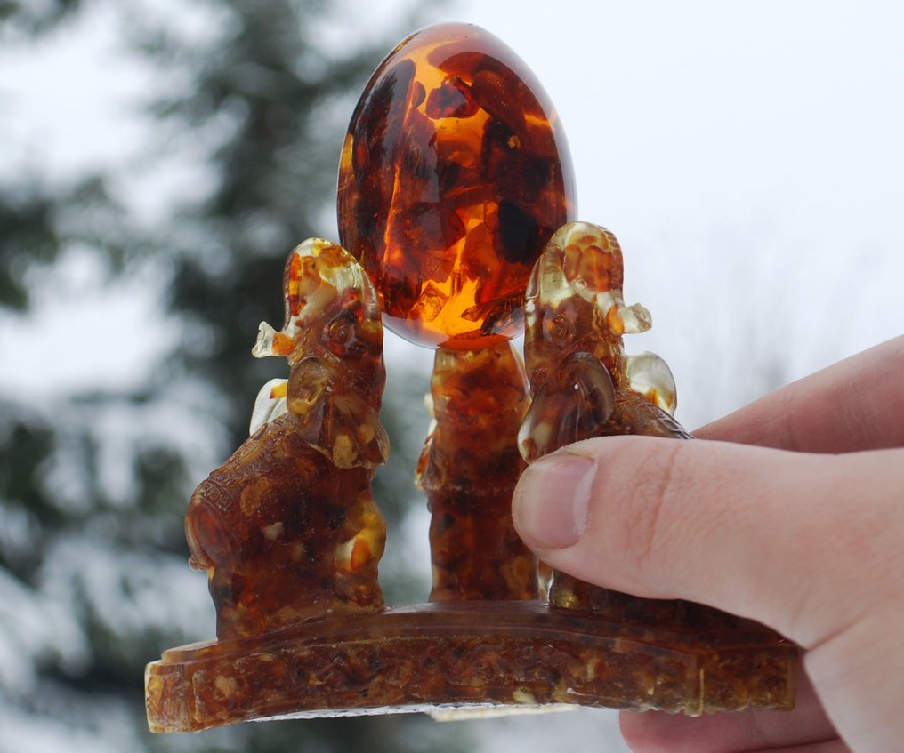 3 Baltisch Amber Olifanten met Amber Ei met insluiting Bij - Barnsteen ...