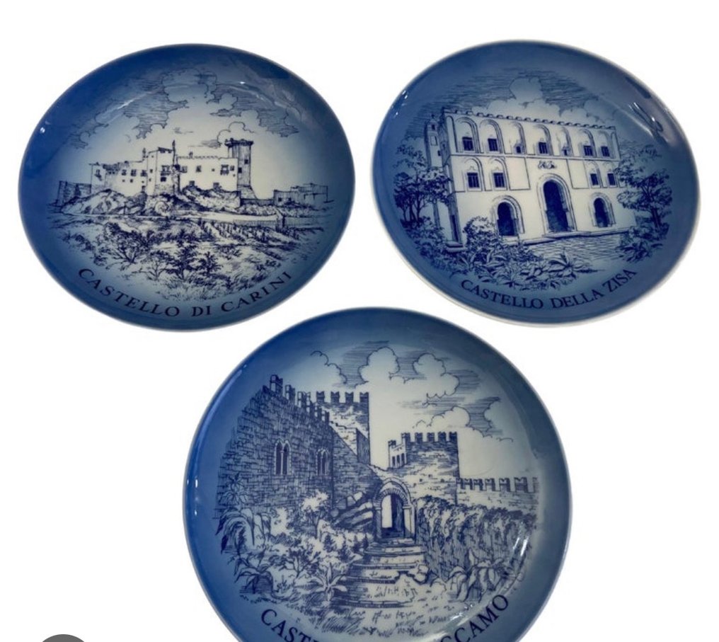 Plat (7) - Royal copenaghen castelli di sicilia - Porcelaine - Catawiki