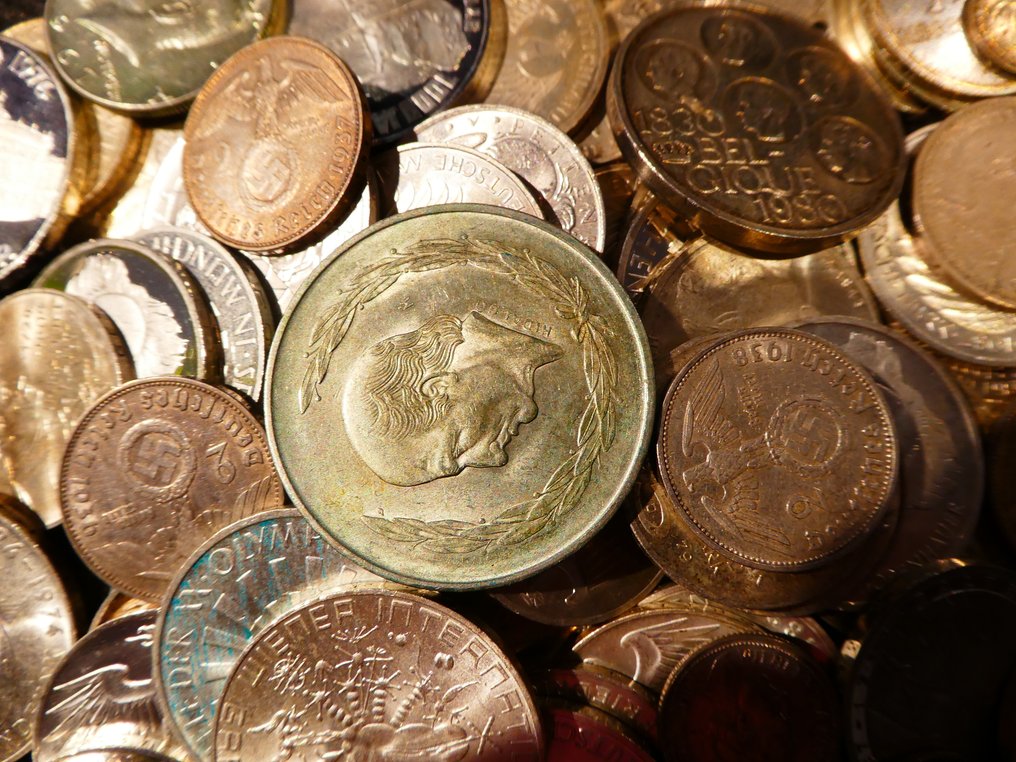 World. Lot of 1 Kilo SILVER coins incl. numismatic coins - Catawiki