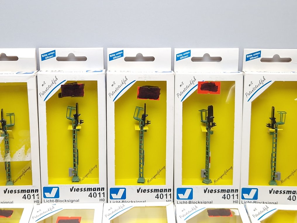 Viessmann H0 - 4011 - Signals (10) - 10 Light signals; Block signal ...