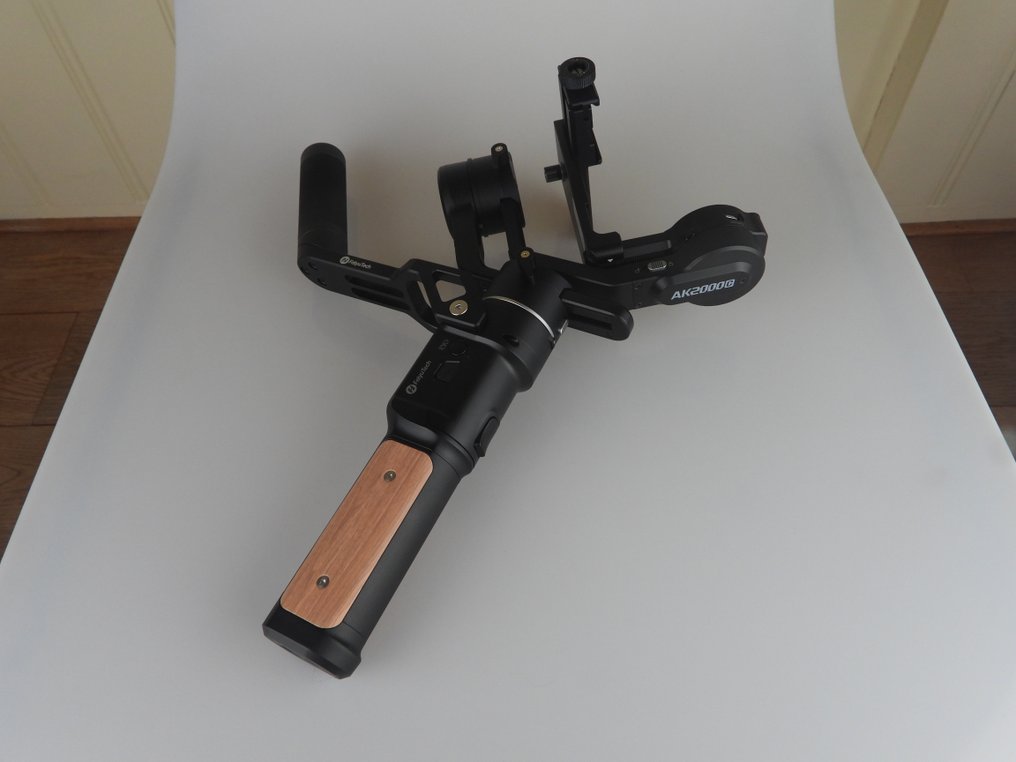FeiyuTech AK2000C gimbal stabilizer tot 2,8 kilo Digital camera - Catawiki
