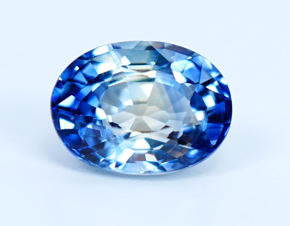 Azul claro Zafiro - 1.18 ct - Catawiki