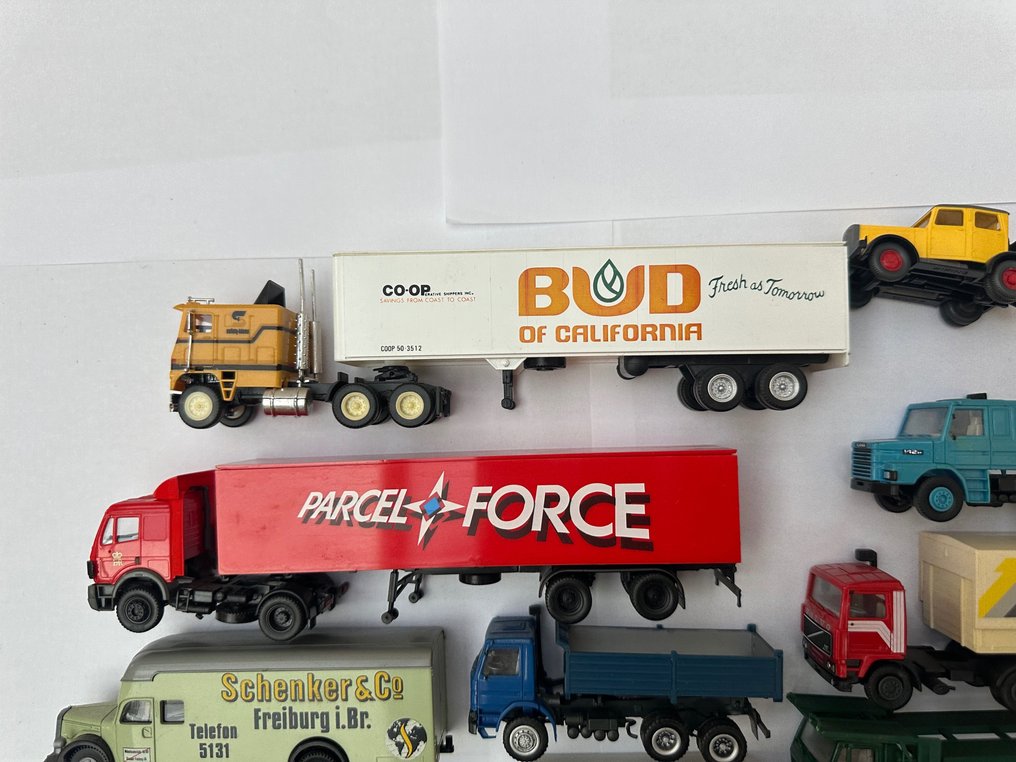 Herpa, Wiking, Brekina, Praliné, Rietze, AWM, Albedo, I.M.U. 1:87 - Model train vehicles (31 ...