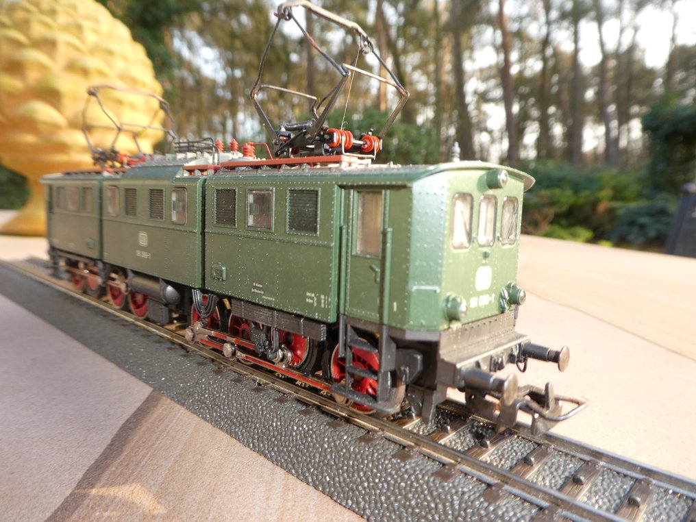 Märklin H0 - 3329 - Elektrolokomotive (1) - BR 191 - DB - Catawiki