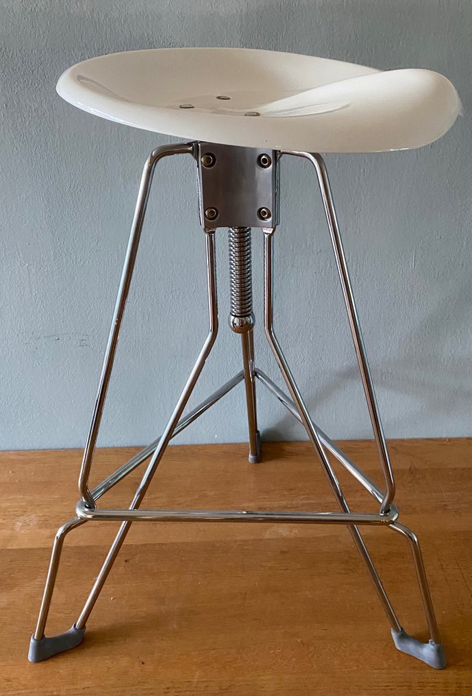 Dulton - Yasu Sasamoto - Stool - CLIPPER I - Iron (cast/wrought) - Catawiki