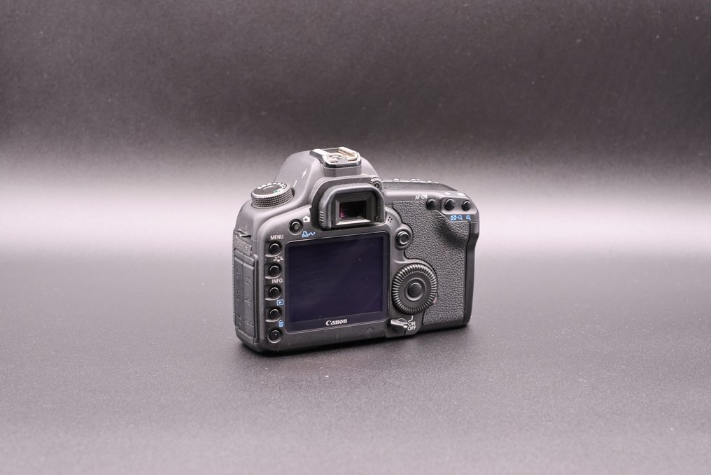 Canon EOS 5D Mark II incl. BG-E6 Battery grip Digital SLR camera (DSLR ...