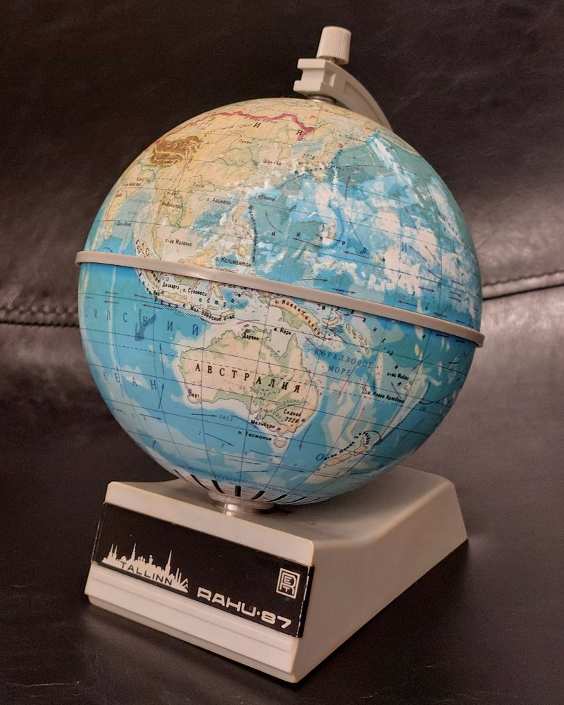 Souvenir radio "Globe of the World" Punane RET / Estonian SSR / USSR ...