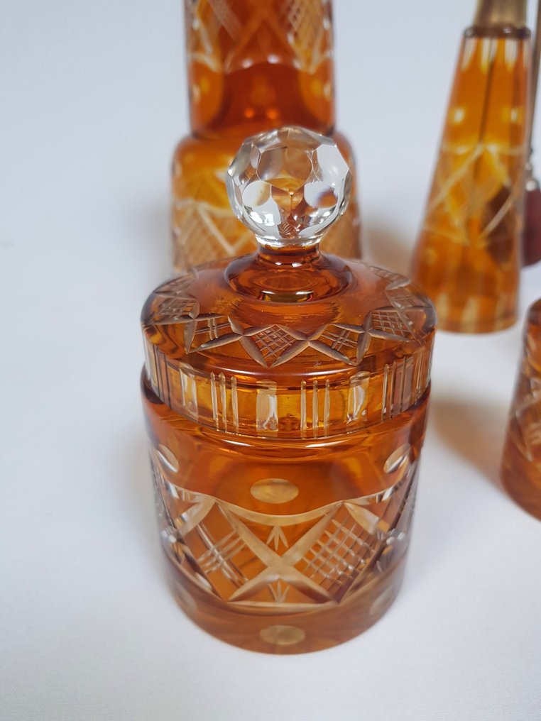 Moser & Söhne - Toilettengarnitur (10) - Biedermeier - Kristall - 1850-1900 - Catawiki