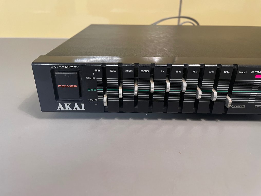 Akai Equalizzatore Grafico Stereo Ea A1 Equalizzatore Grafico Stereo