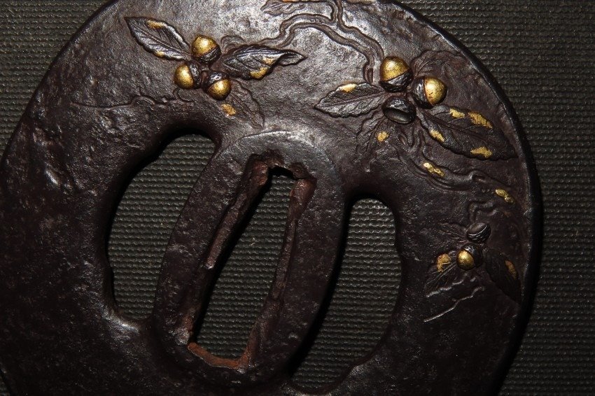 Katana - Fer forgé - Daito Zakuro Tsuba : C3-550 - Japon - Période Edo ...