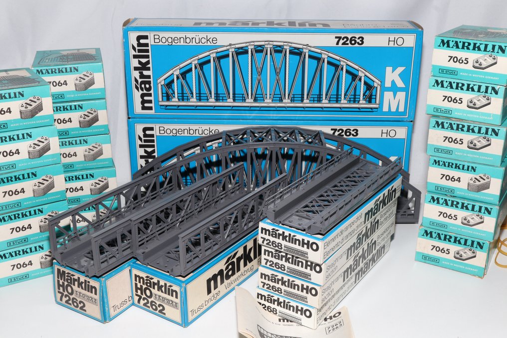Märklin H0 - 7263/7262/7268/7064/7065 - Bridges (25) - Bridges for K+M ...