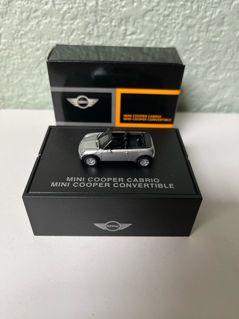 Herpa 1:87 - 3 - Modelauto - Set of MINI Cooper Clubman's and MINI ...