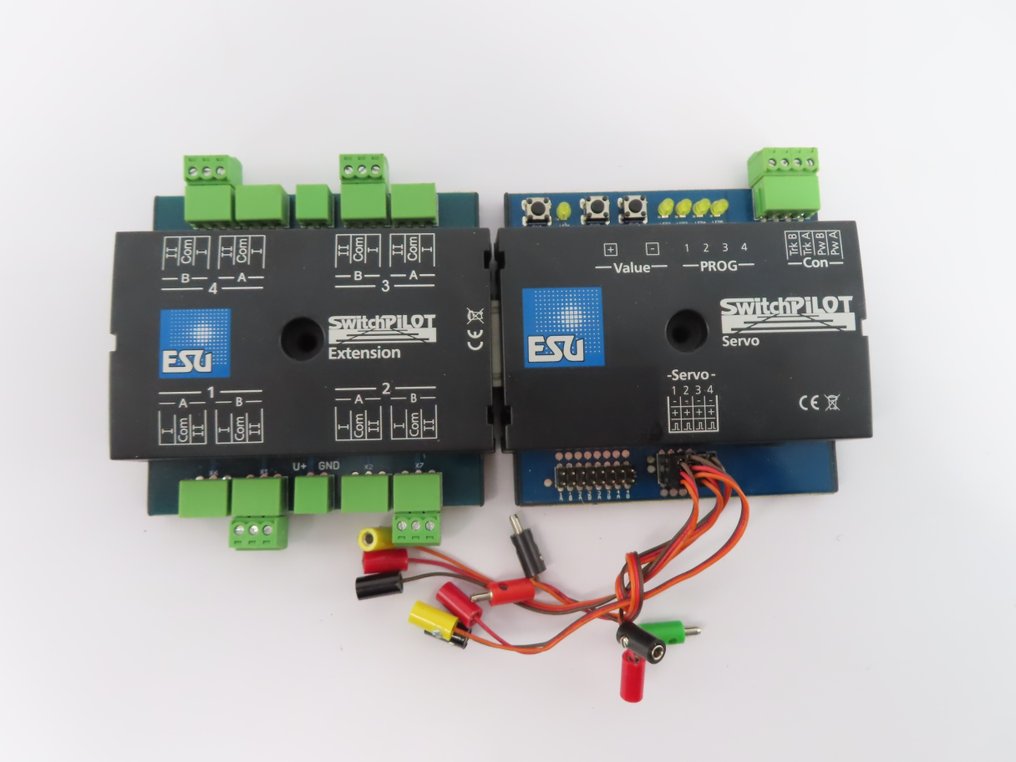 ESU H0 - 51801/51832 - Digital control unit (2) - 2-piece set ...