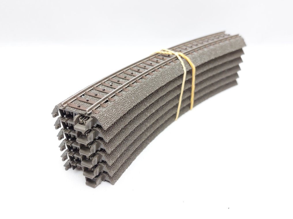 Märklin H0 - 24130 - Model train tracks (60) - C-Rail curved rails R1 ...