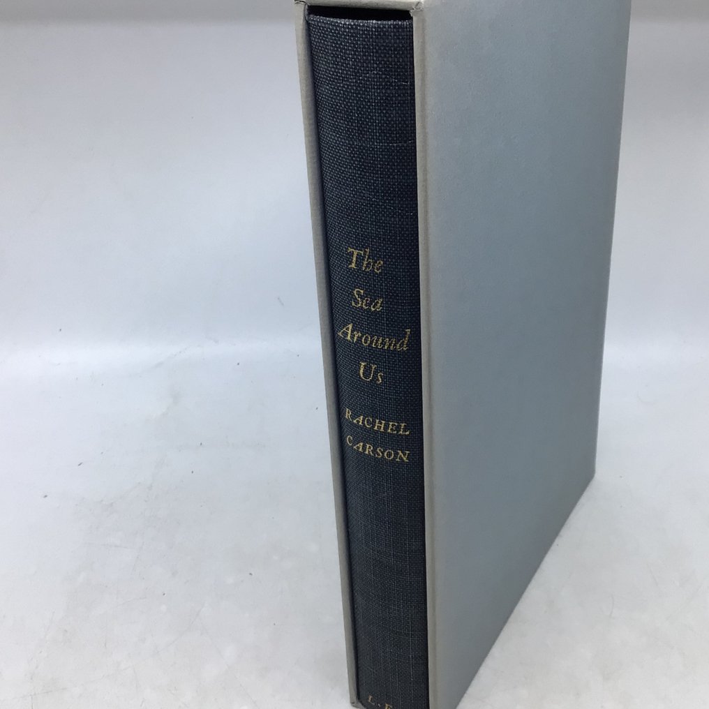 Signed; Rachel Carson / Alfred Eisenstaedt (ill) - The Sea Around Us ...