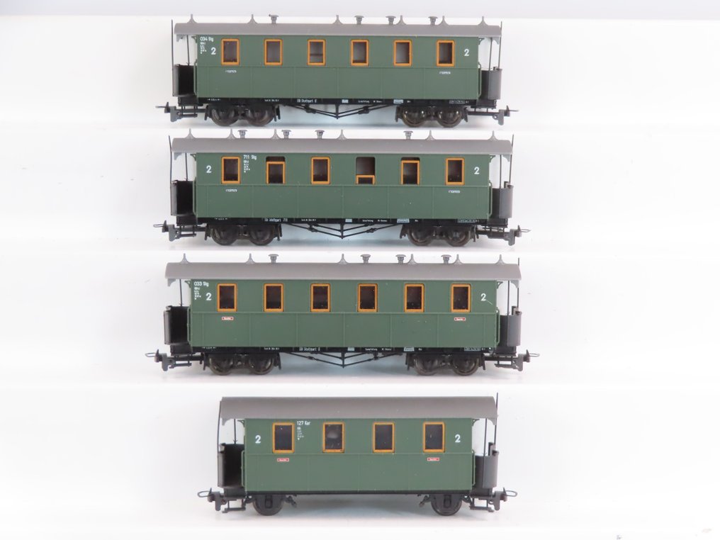 Bemo H0e - 3208/3207/3209/3009 - Modellbahn-Personenwagen (4) - 4x 2/4 ...