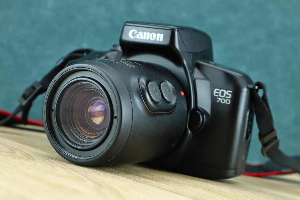Canon EOS 700 + EF 35-80mm 1:4-5.6 | Câmera reflex de lente única (SLR) - Catawiki