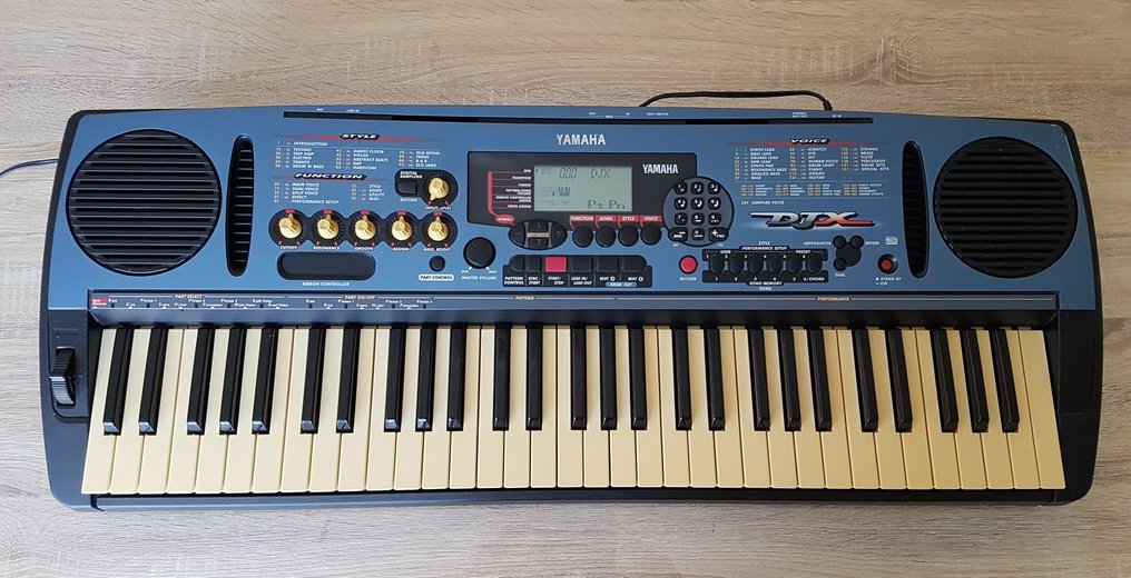 Yamaha - DJX (Portatone PSR-D1) - - Teclado - 1998 - Catawiki
