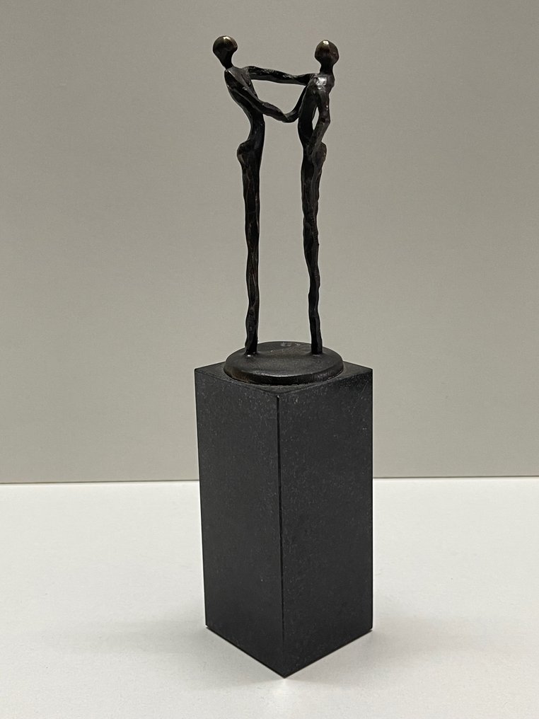 Artihove Art - Corry Ammerlaan van Niekerk - Sculpture, 9 beeldjes - 24 ... Artihove Art - Corry Ammerlaan van Niekerk - Sculpture, 9 beeldjes - 24 ...