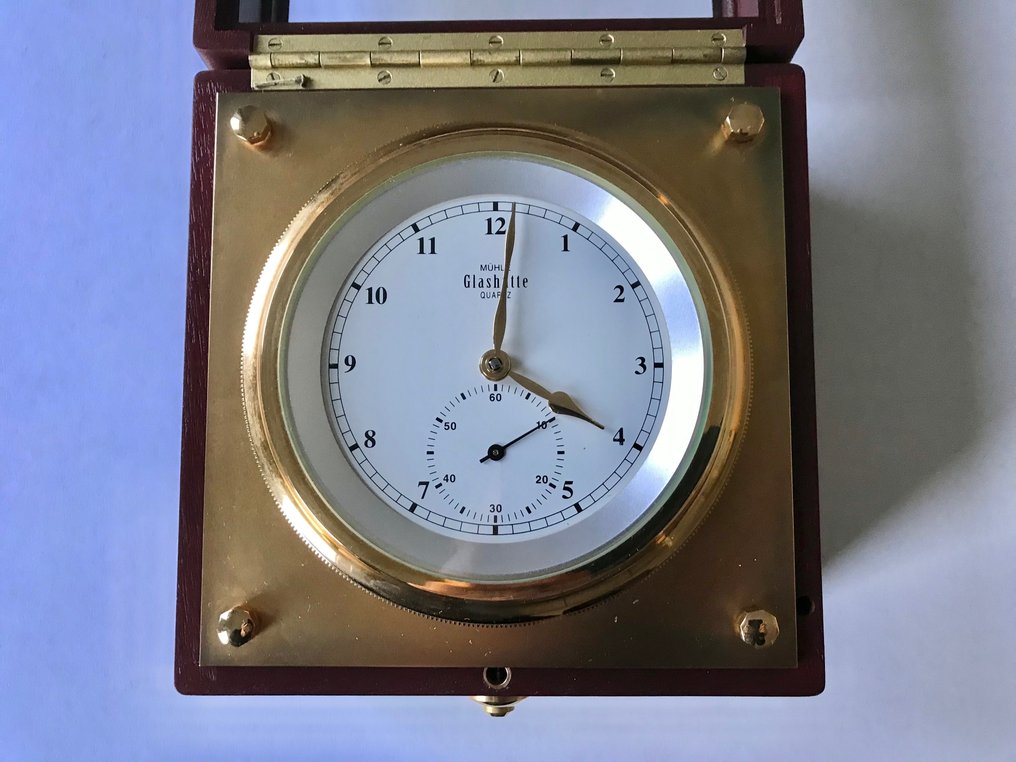 Clock - Quartz Marine Chronometer. - Glashutte. - Brass, Wood (Mahogany ...