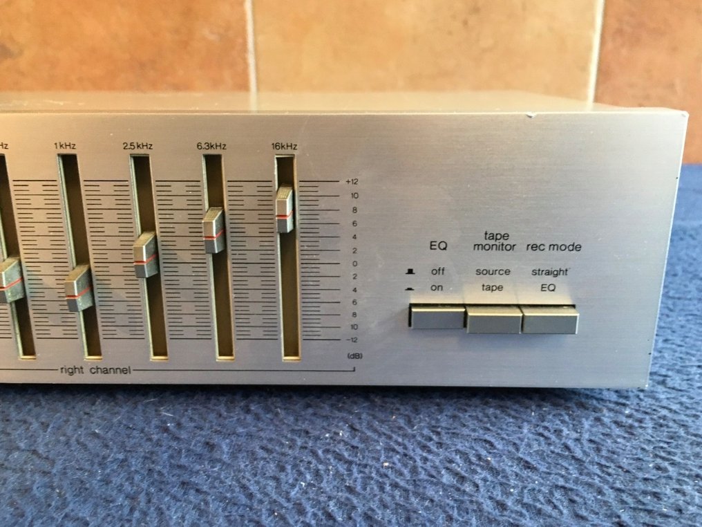 Technics - SH-8025 Stereo graphic equalizer - Catawiki