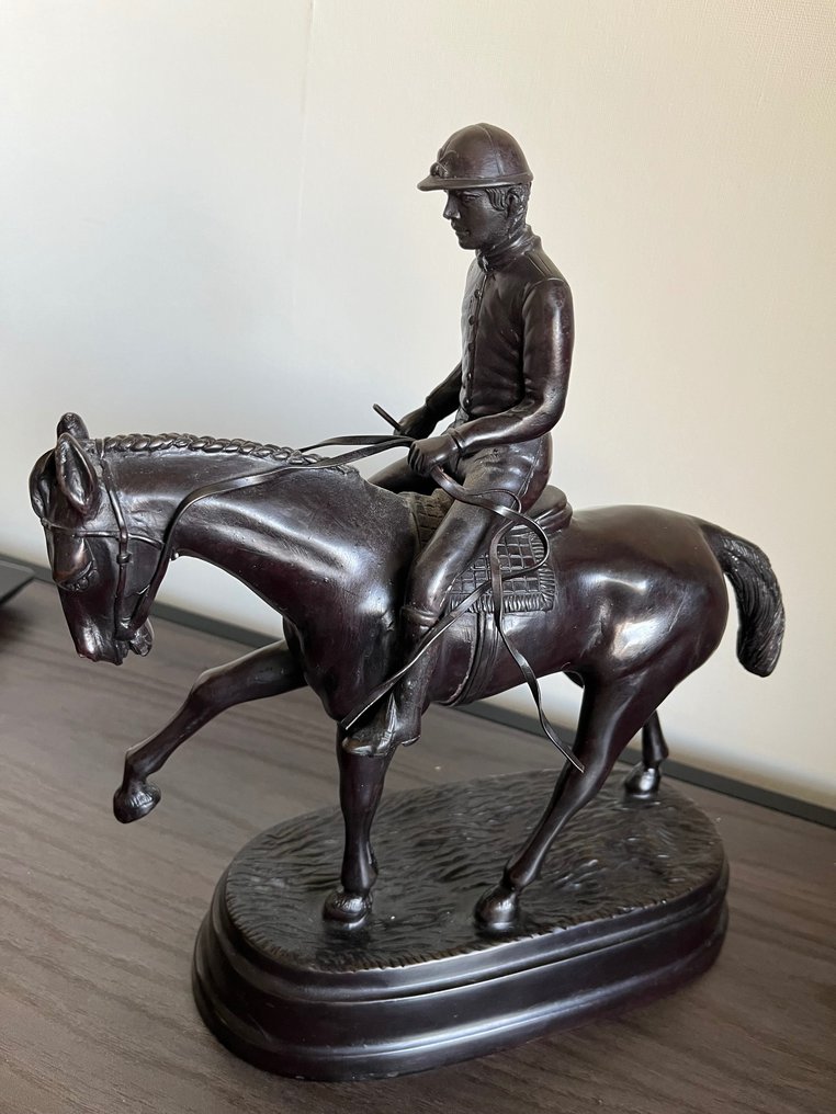 Beeld, Jockey / ruiter op paard, naar voorbeeld van Isidore Jules ...