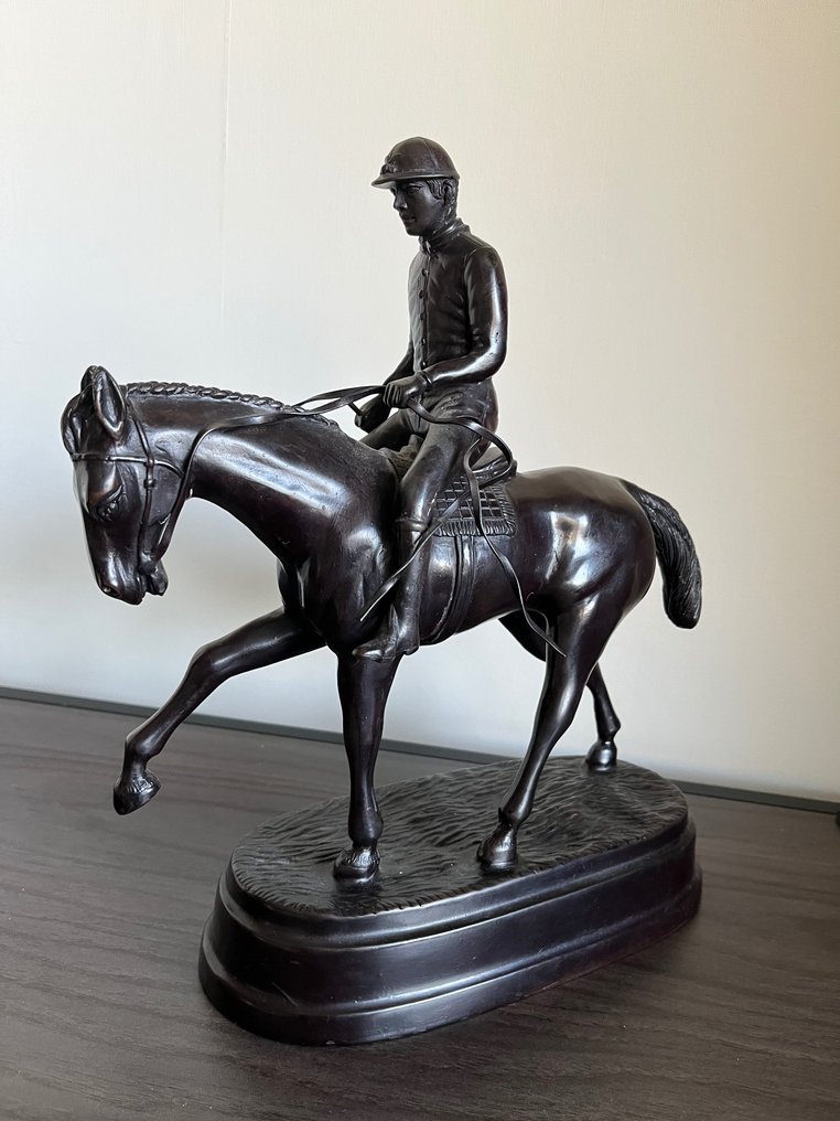 Beeld, Jockey / ruiter op paard, naar voorbeeld van Isidore Jules ...