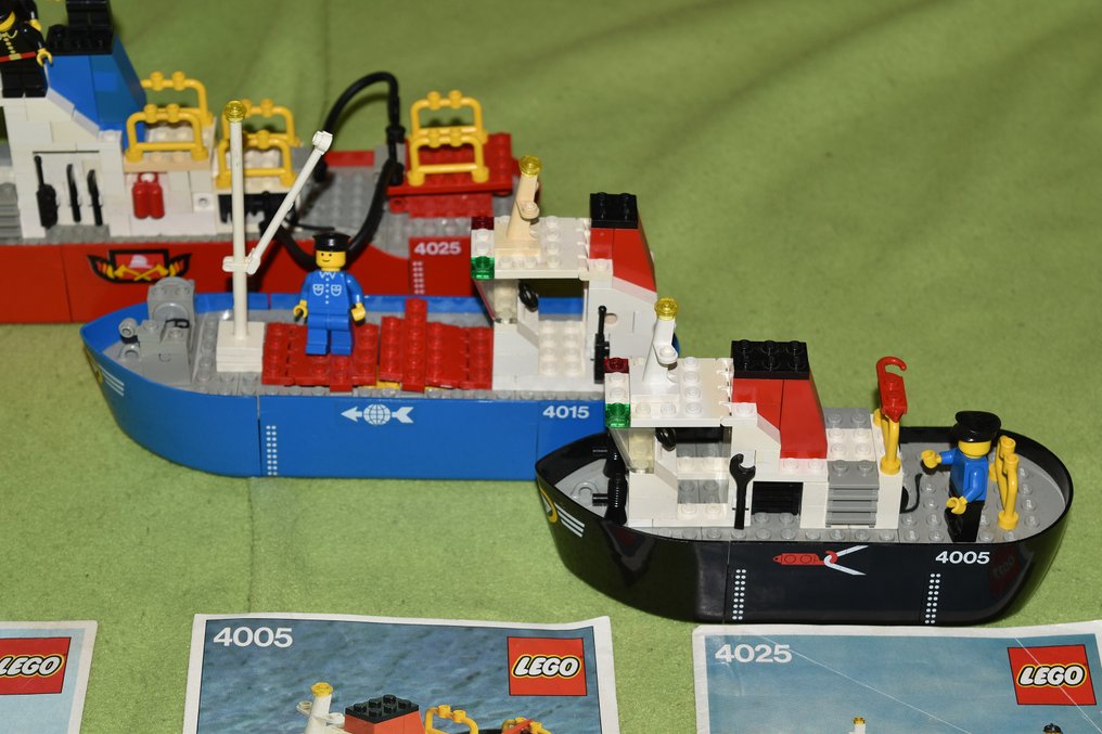 LEGO - Classic Town - 6825 + 2 more - Catawiki