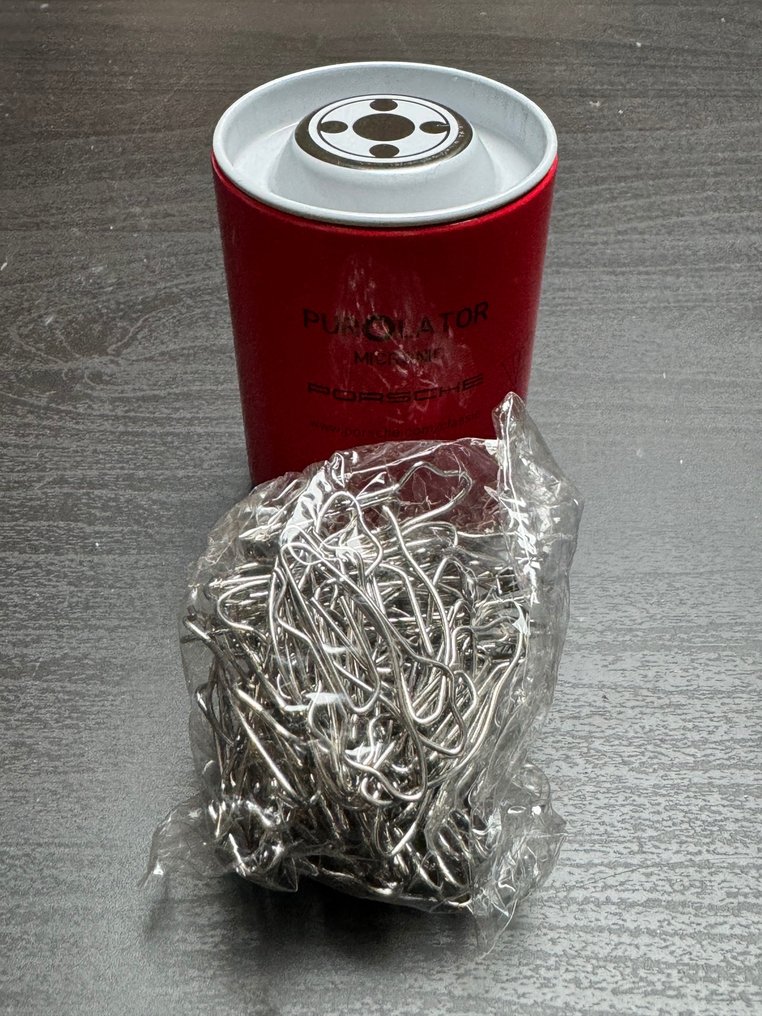 Porsche paperclips - Porsche - Catawiki