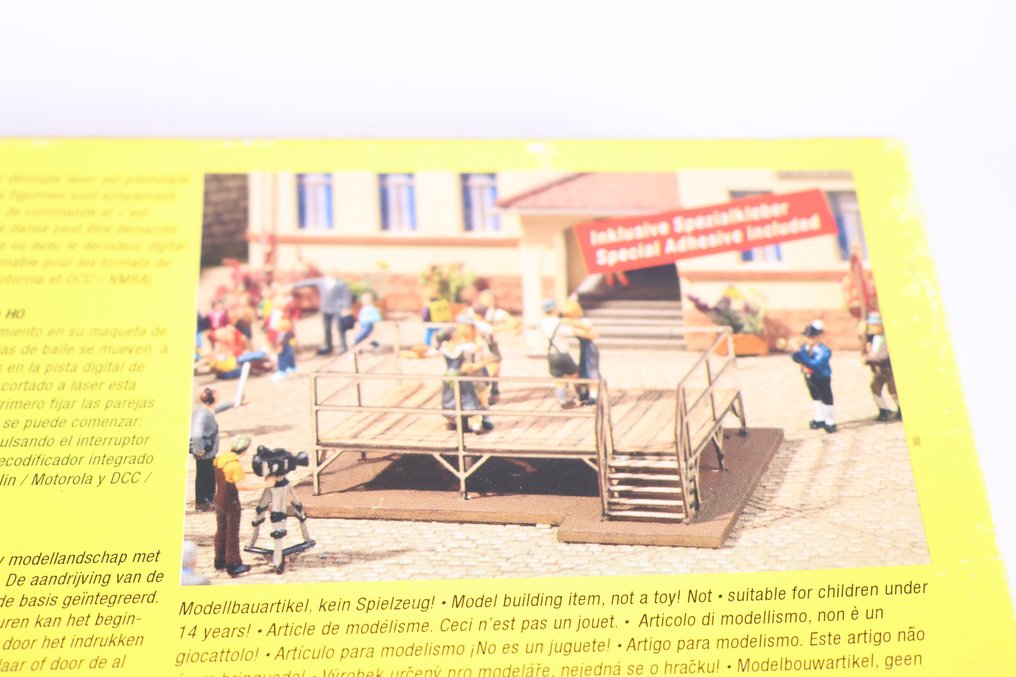 Noch H0 - 66820 - Modeltrein bouwpakketten (1) - Dansvloer, podium met ...