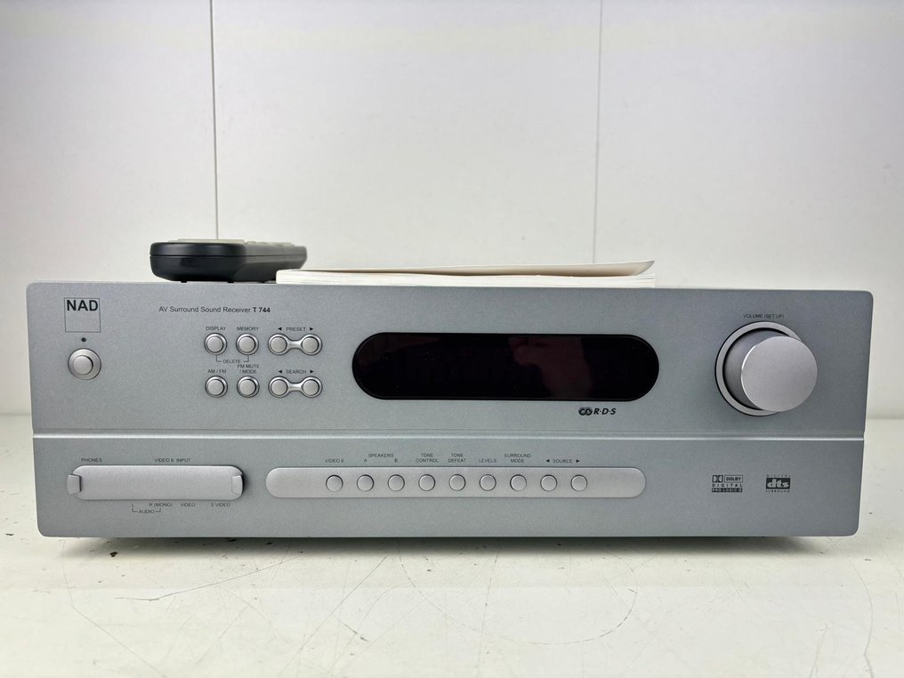 NAD - T744 Solid state multi-channel receiver - Catawiki