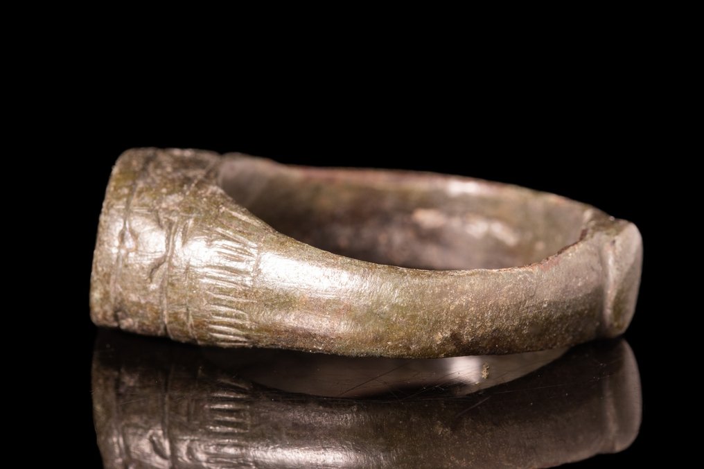 Oud-Romeins Bronzen Ring met Lituus - Zeldzaam! - Catawiki