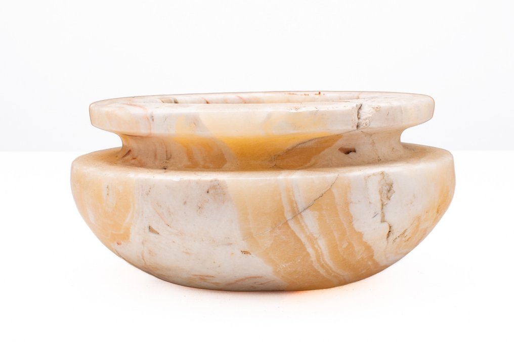 Ancient Egyptian Alabaster Offering Bowl - Catawiki