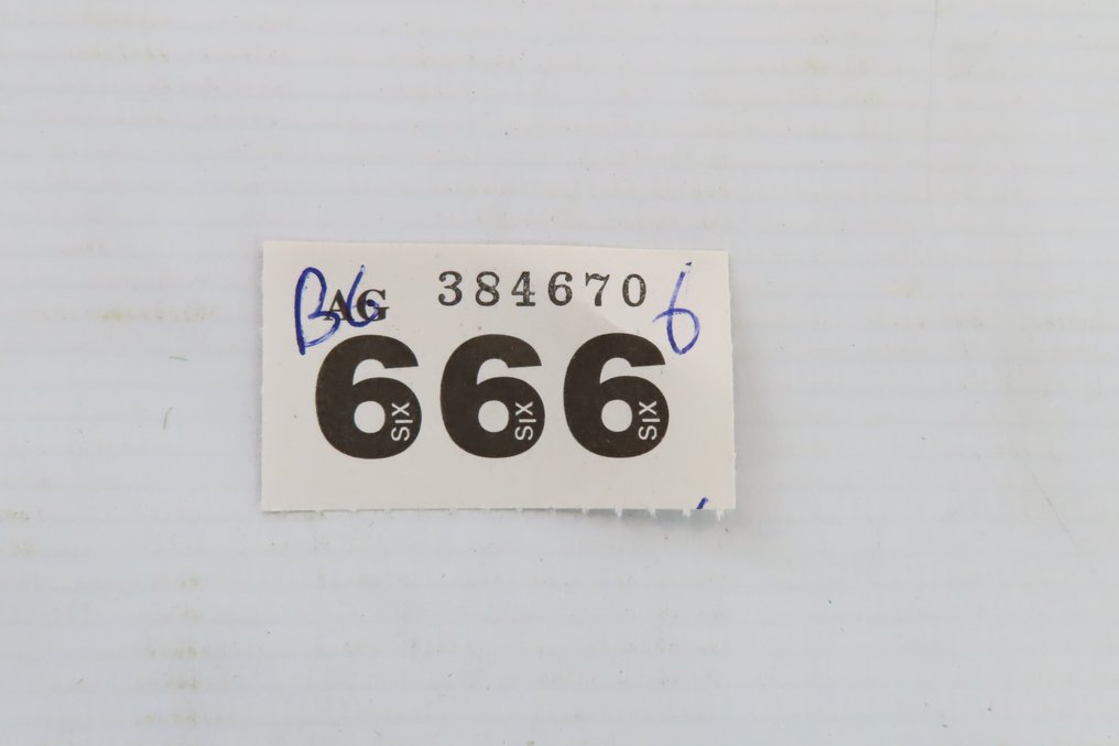 Busch H0 - Model train building kits (8) - 8 Model railway accessory ...