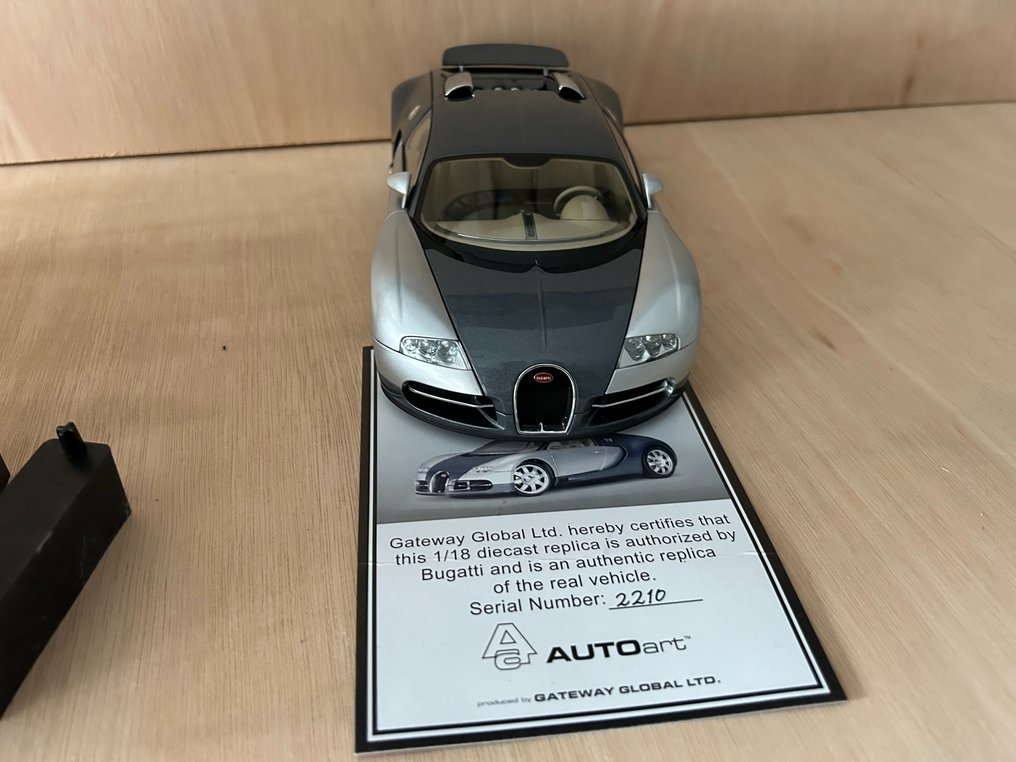 Autoart 1:18 - 1 - Model sports car - Bugatti EB 16.4 Veyron Showcar - Catawiki