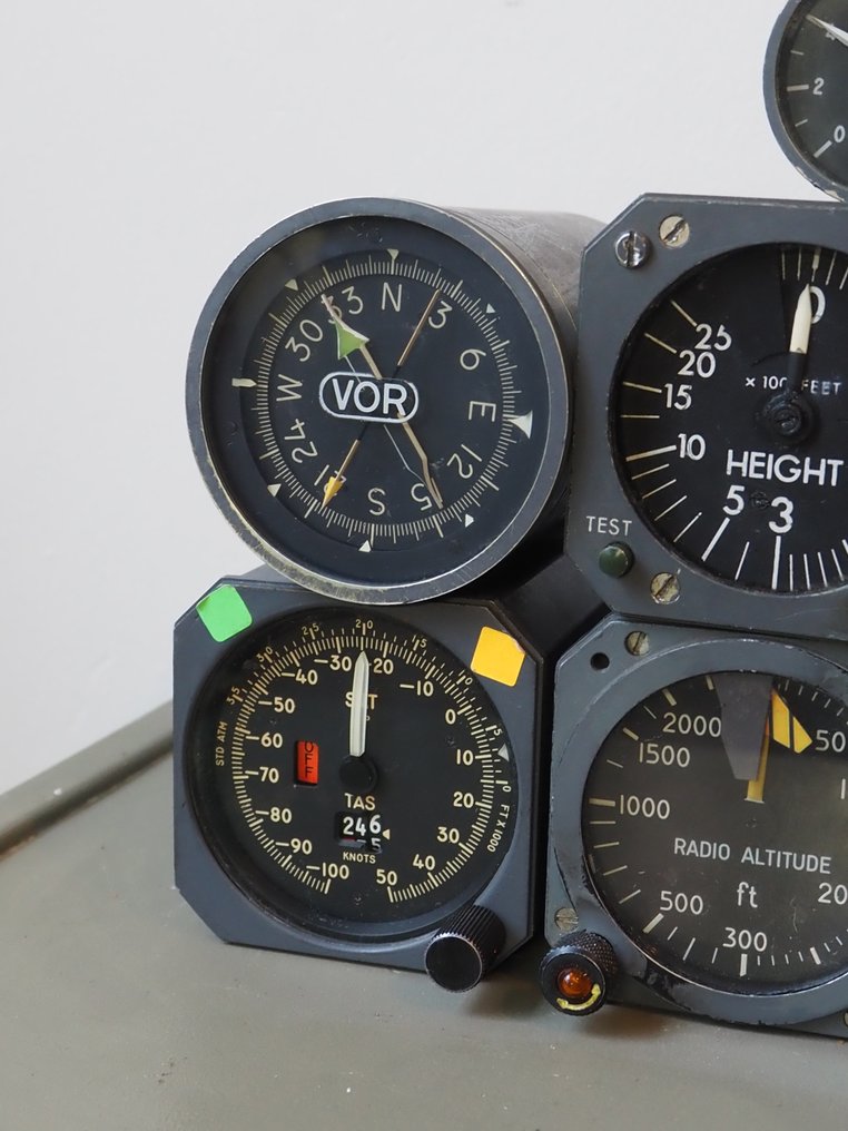 Boeing - Aircraft parts and fixtures - Set of two cockpit panels and ...