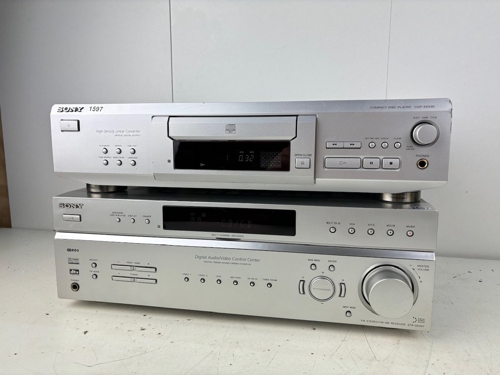 Sony - STR-DE497 Receiver - CDP-XE530 CD Player Stereo set - Multiple models - Catawiki