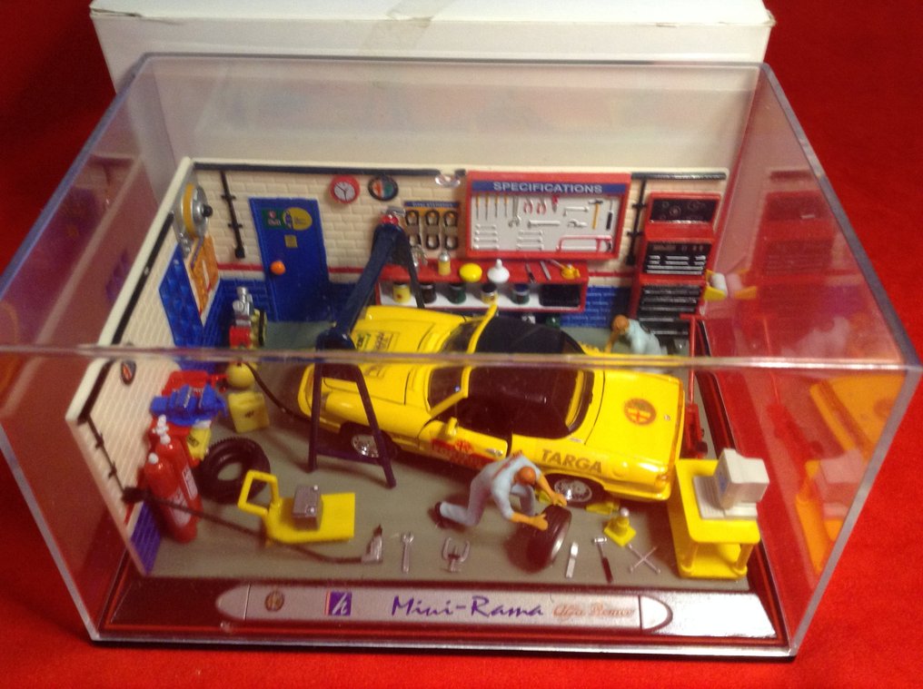 Alfa Romeo Promotional - Mini Rama Gasoline Station Diorama 1:43 - 1 ...