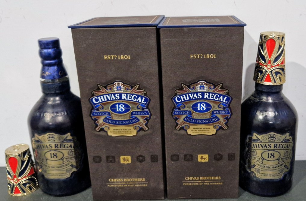Chivas Regal 18 years old - Gold Signature Alexander McQueen - 70cl - 2 bottles - Catawiki