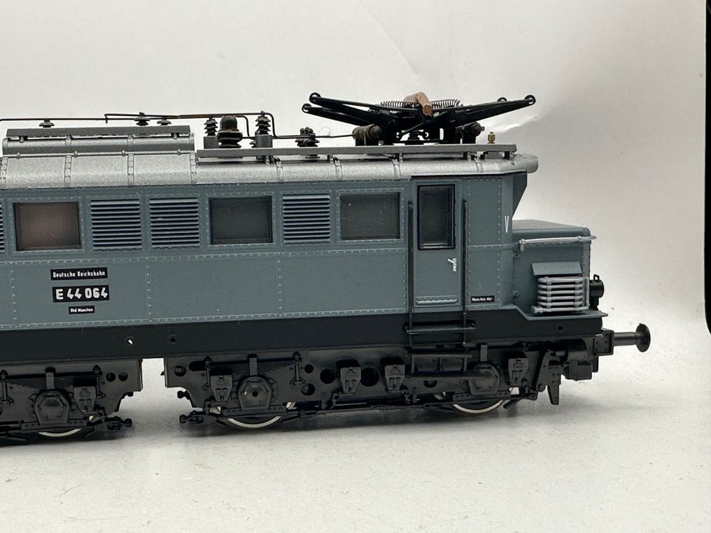 Roco H0 - 43032 - Electric locomotive (1) - E44 064 - DRG - Catawiki