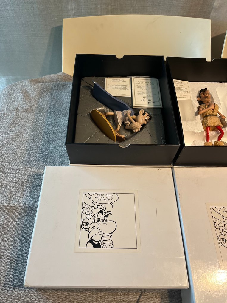 Leblon Delienne - Figuras Asterix Pack de 3: Caius Détritus + Ocatarinetabellatchitchix ...