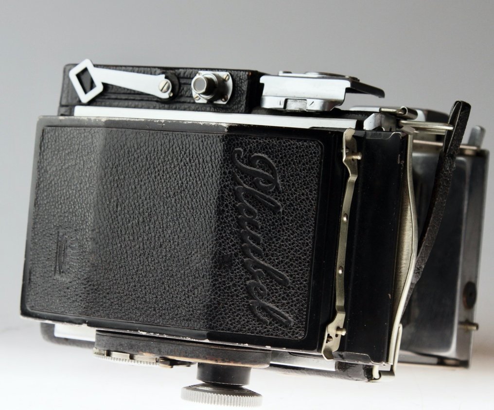 PLAUBEL Makina Medium format camera - Catawiki