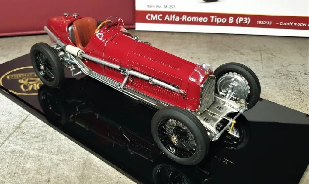 CMC 1:18 - 1 - Model race car - Alfa-Romeo - Catawiki