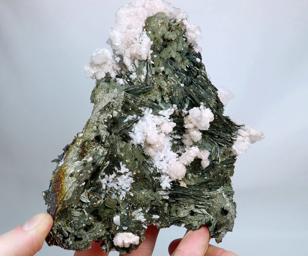 Marcasite (Pseudomorfo Pirite) con sfere di Rodocrosite, Quarzo e ...