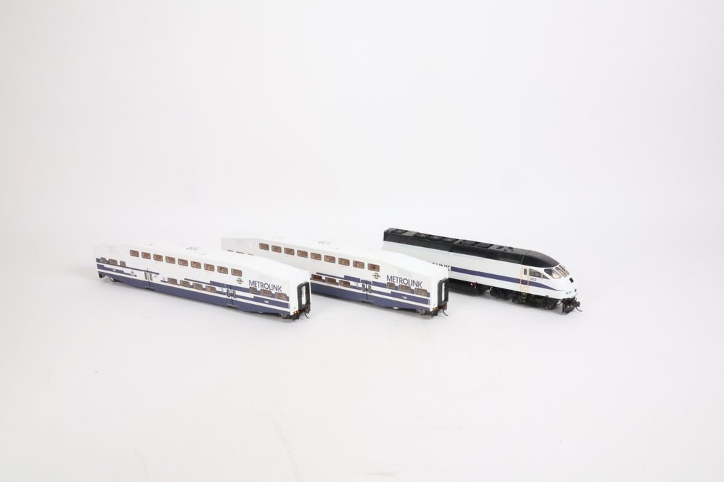 Athearn H0 - 2587 - Train set (1) - Metrolink locomotive + double ...