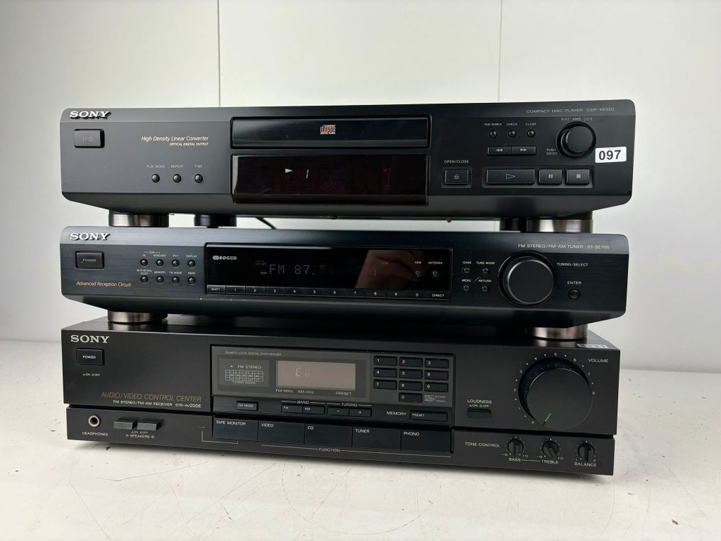 Sony - STR-AV200E + ST-SE700 + CDP-XE220 Set hi-fi - Catawiki