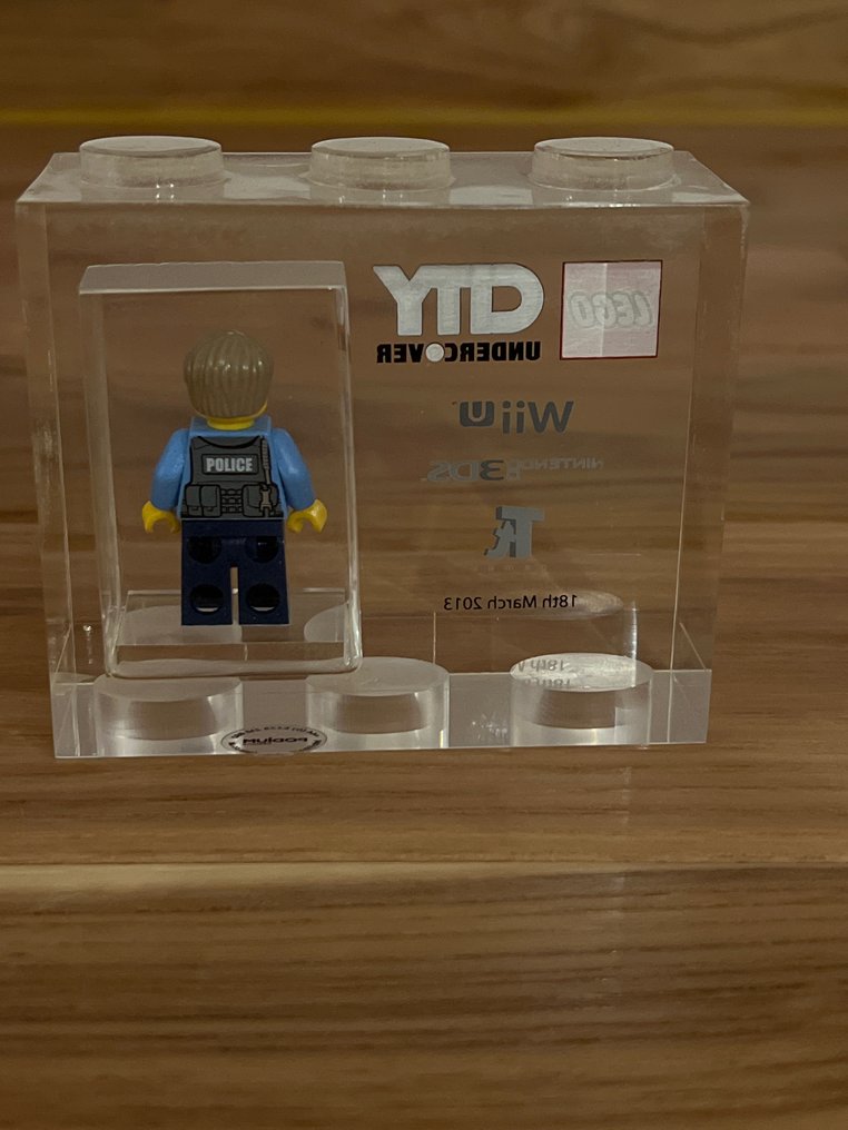 LEGO - Employee Gift - LEGO TT GAMES TROPHY BRICK ACRYLIC - Chase ...