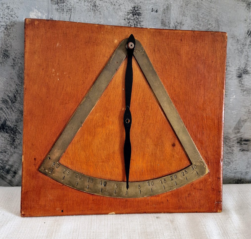 Clinometer - Brass, Wood - 1950-1960 - Catawiki