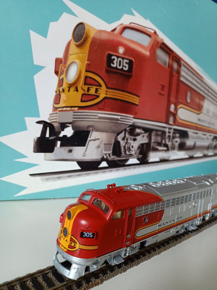 Märklin H0 - 26496 - Train set (1) - EMD F7 “Super Chief” set with ...