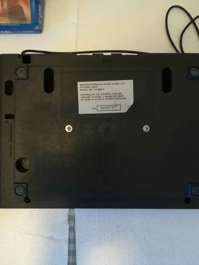 Atari CX 2600 P - Set med tv-spelkonsol + spel - I originallåda - Catawiki